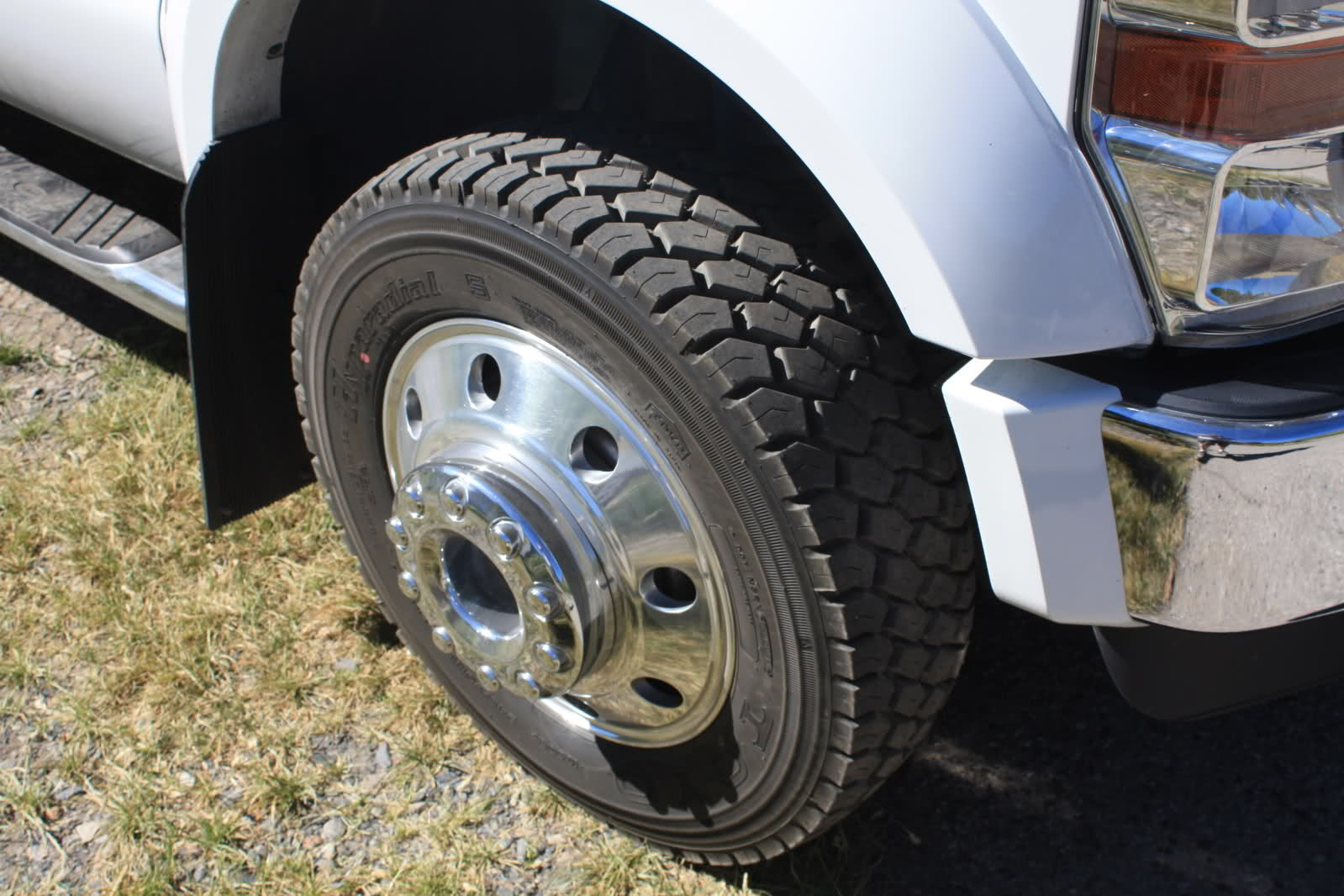 RV Tires 19.5: 5 Important Facts You Need to Know | RVshare