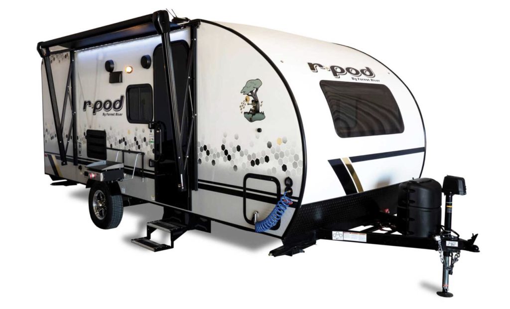 10 Best Small Campers With Bathrooms