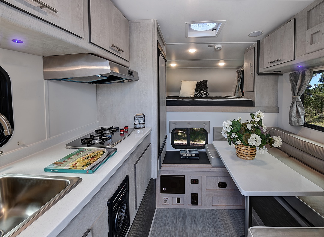 5 Lightweight Truck Campers with Bathrooms – RVshare