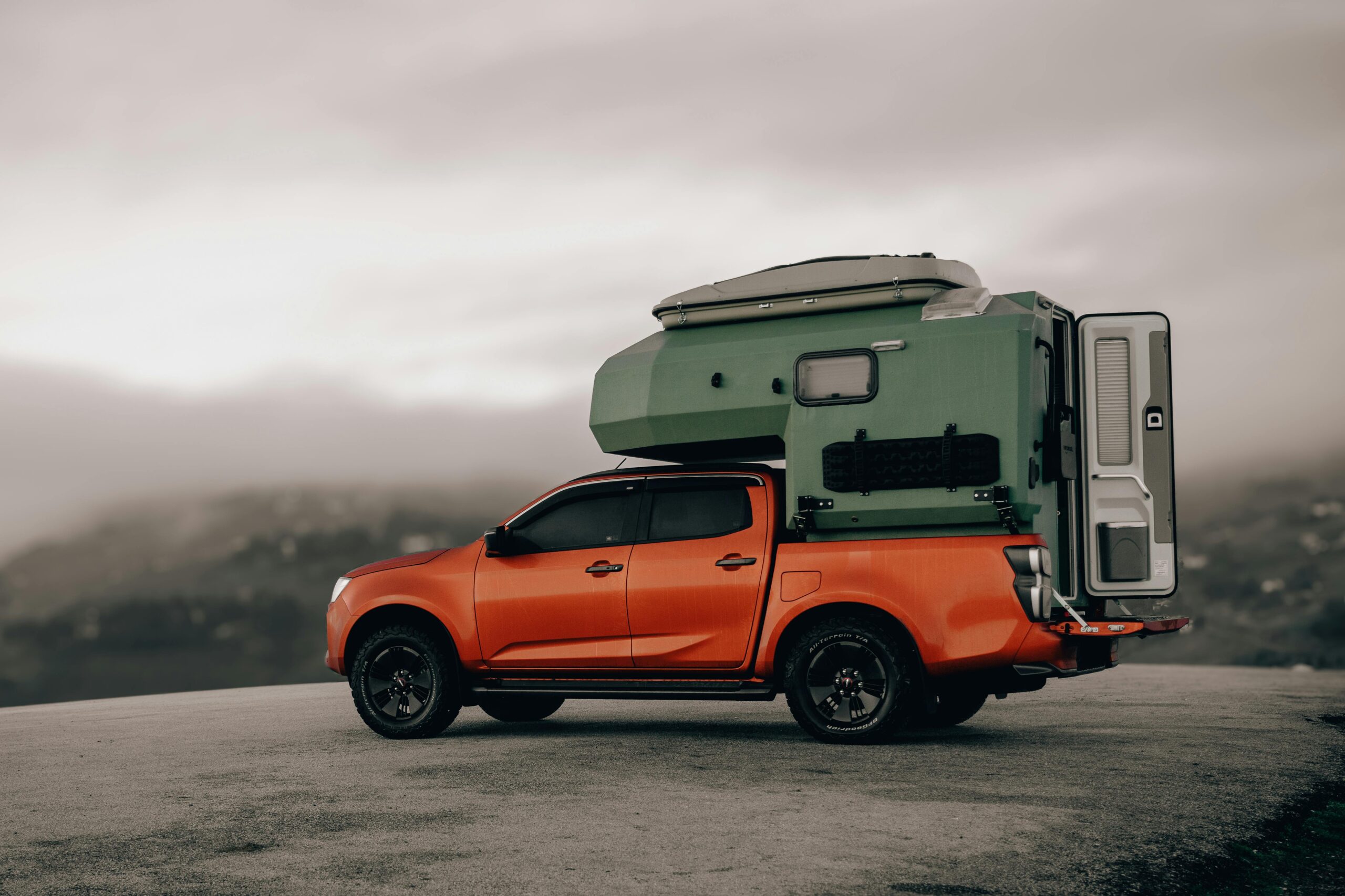 5 Truck Bed Camper with Bathroom Options - Updated 2025